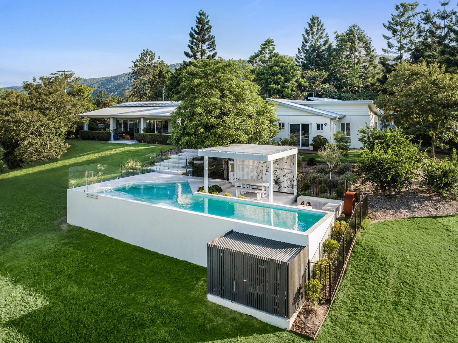 Highvale - Aesthetic Pools & Landscapes // Multi-Award Winners
