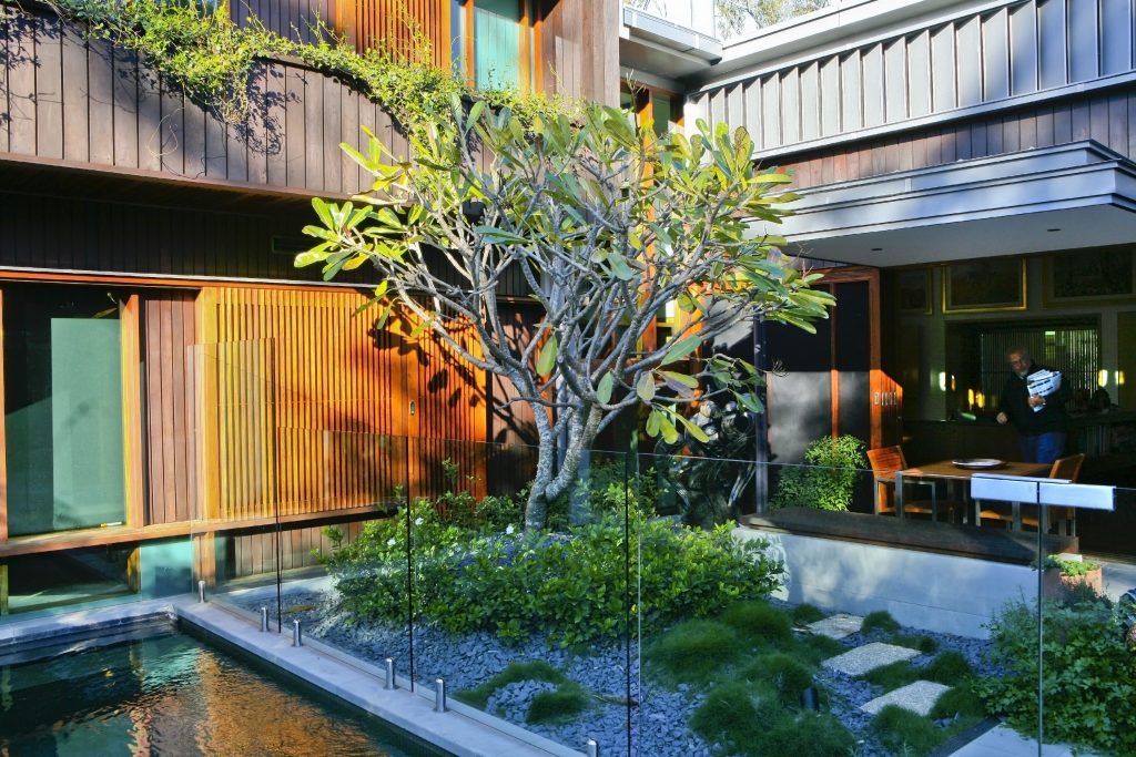Samford - Aesthetic Pools & Landscapes // Multi-Award Winners